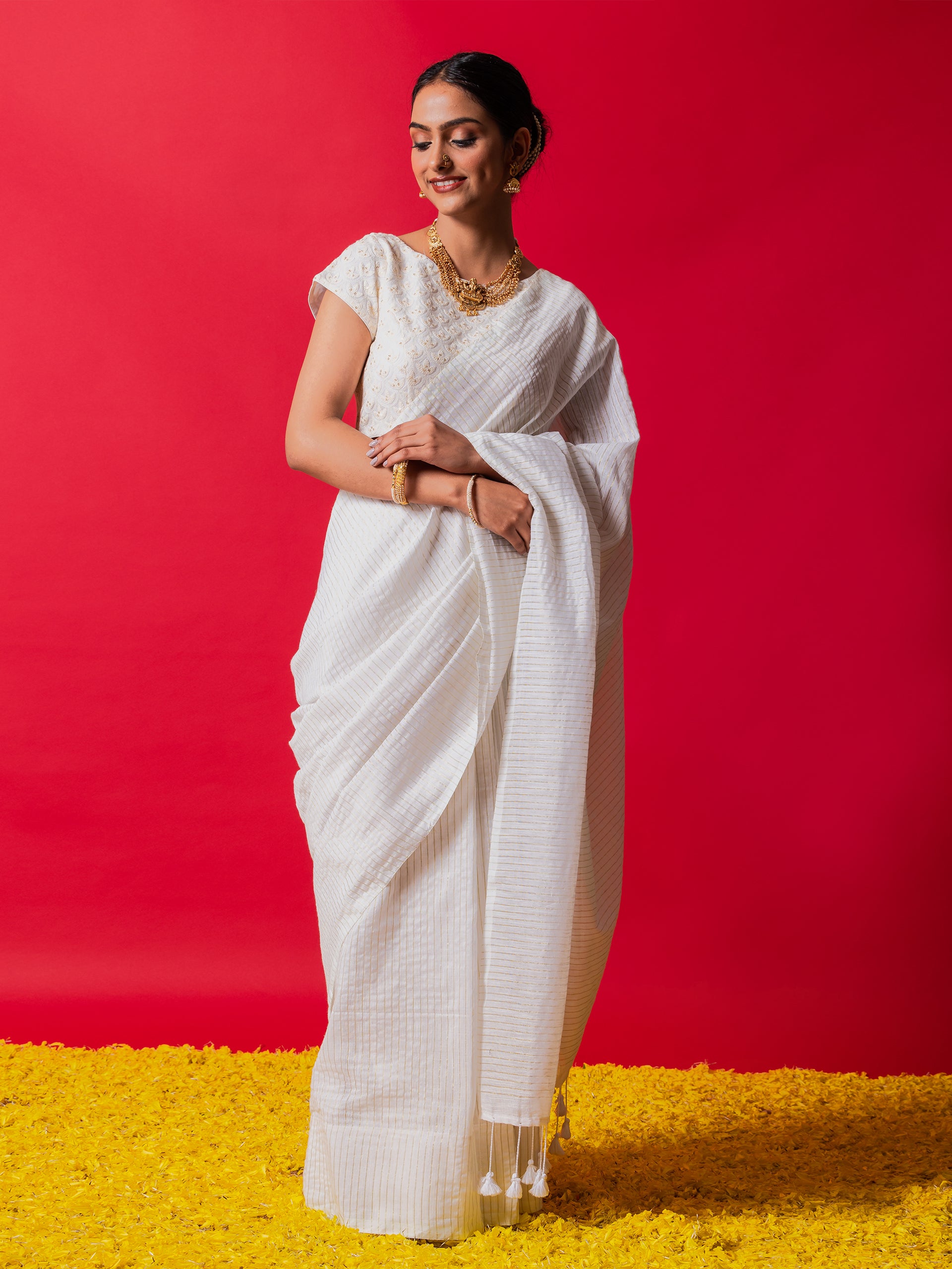 White Swan Khadi Cotton Stripe Saree – Triyah